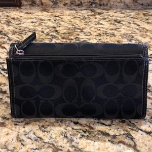 Coach | Bags | Coach Signature Checkbook Wallet | Poshmark